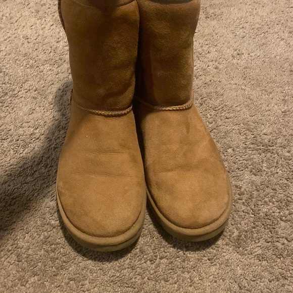 UGG | Shoes | Size Nine Ugg Boots | Poshmark